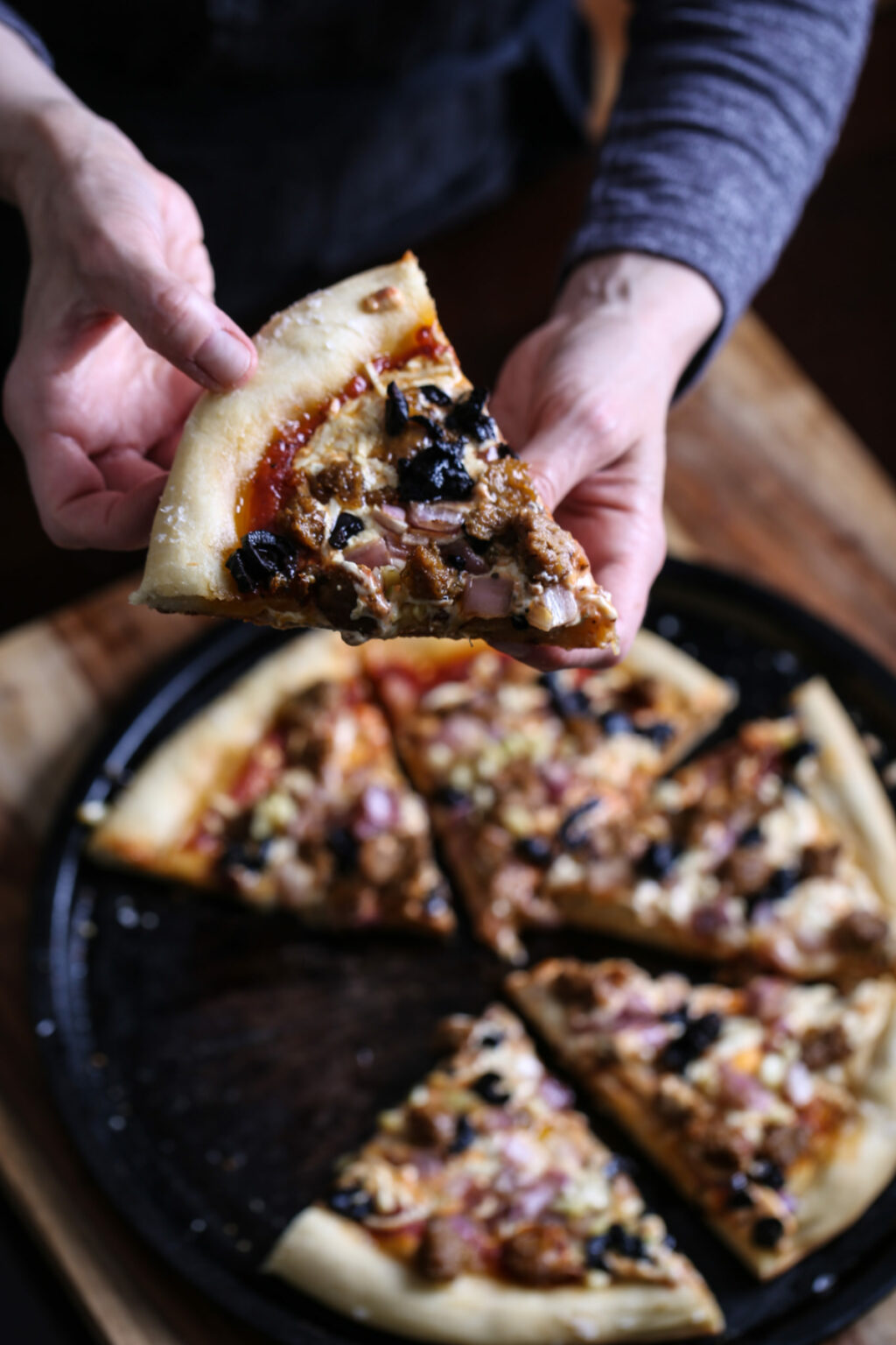 Vegan Pizza Toppings: A Complete Guide | Olives for Dinner